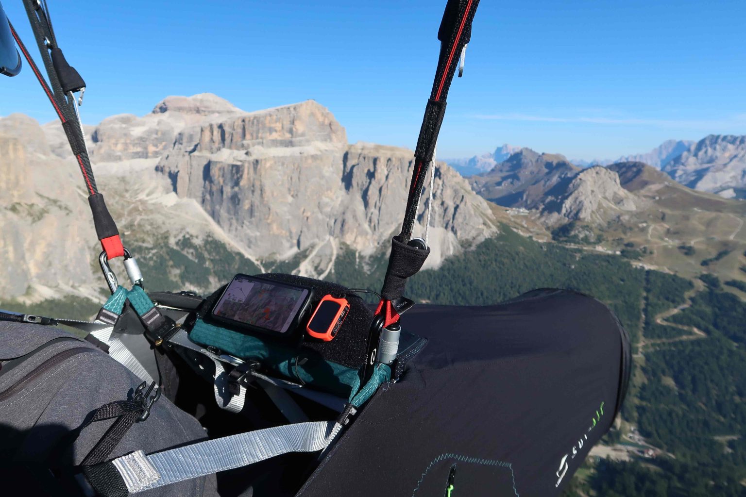 STODEUS Paragliding – Solar variometers and GPS for paragliding